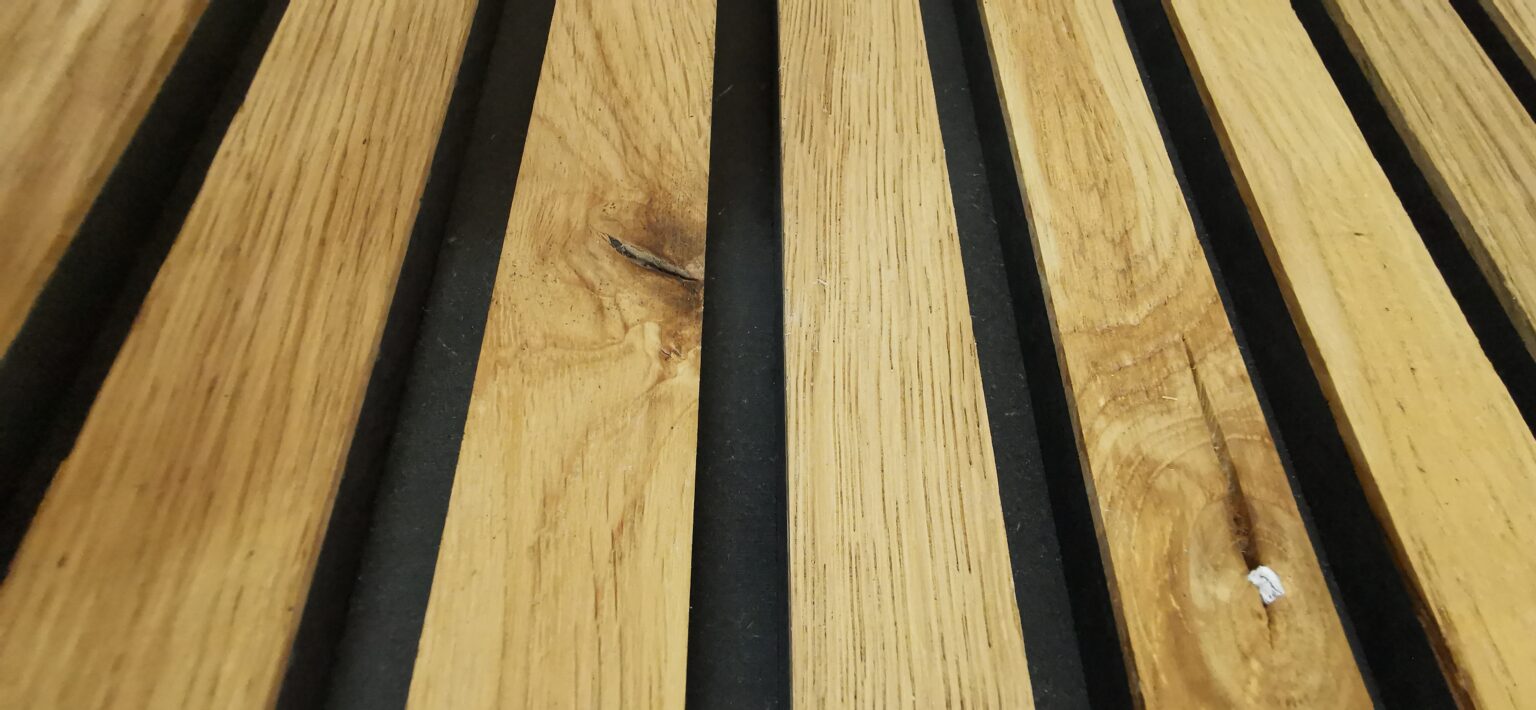 Panel Decorativo Alistonado de Madera de Roble 1,44 m²